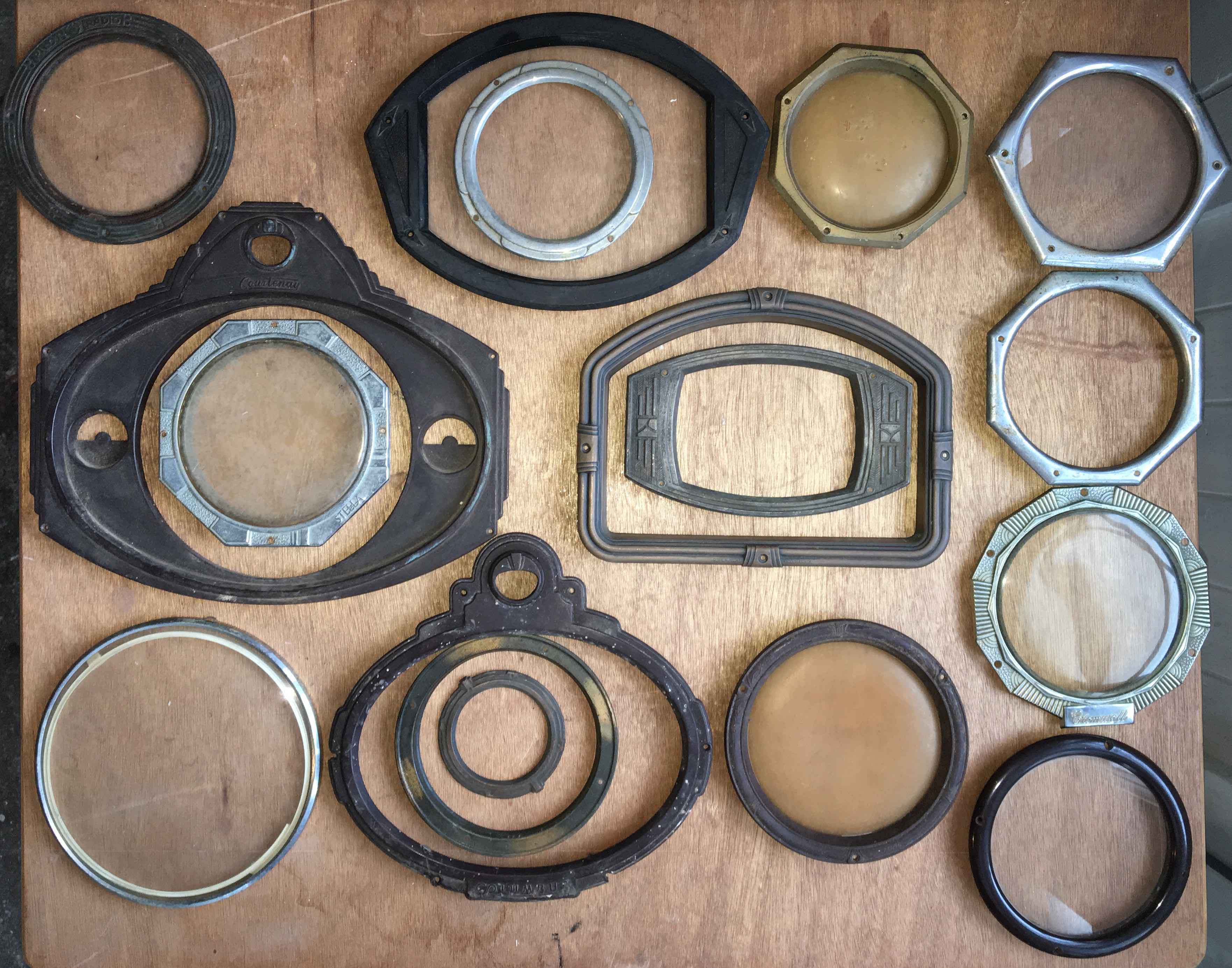 Escutcheon collection – New Zealand Vintage Radio Society