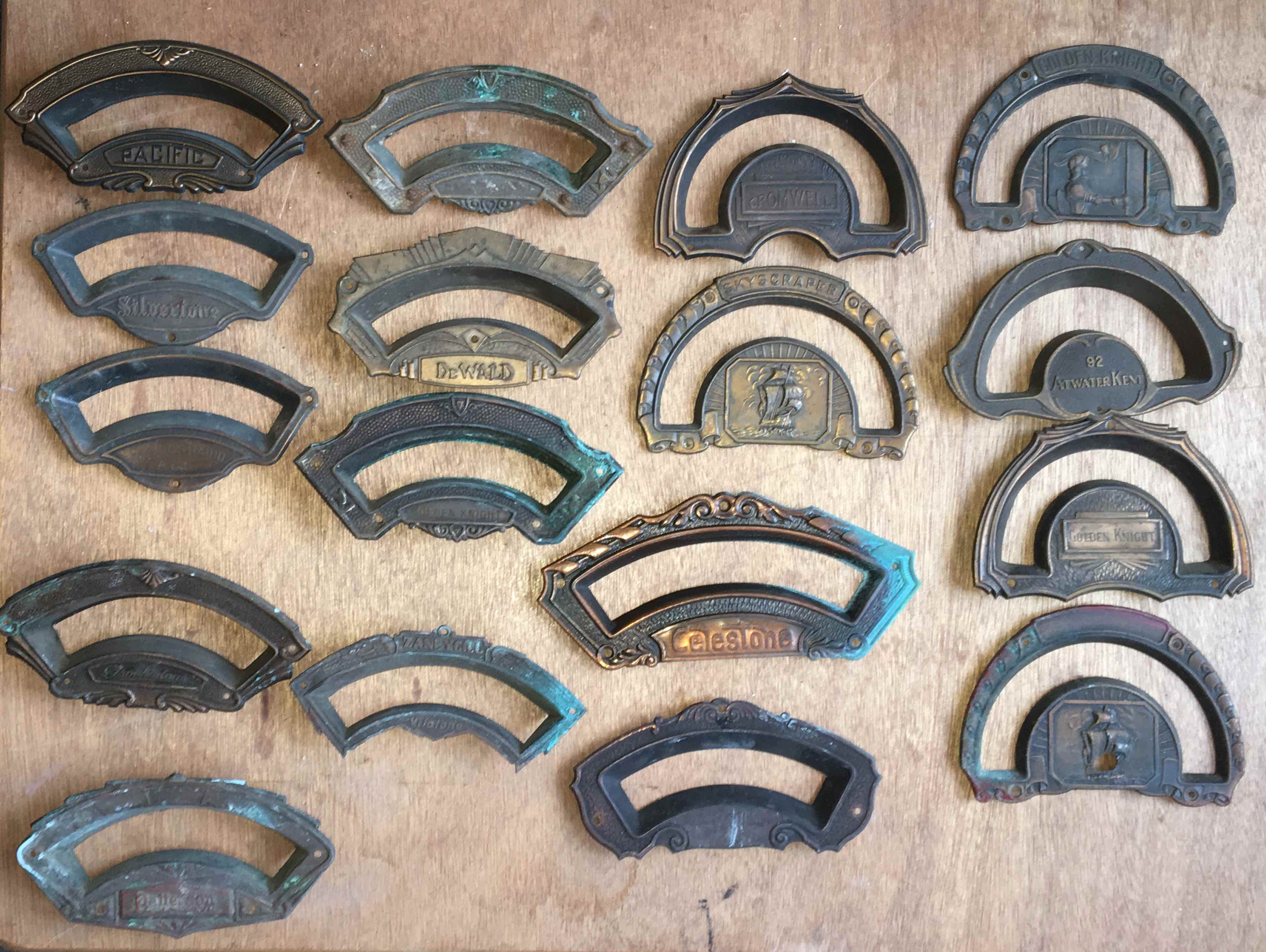 Escutcheon collection – New Zealand Vintage Radio Society